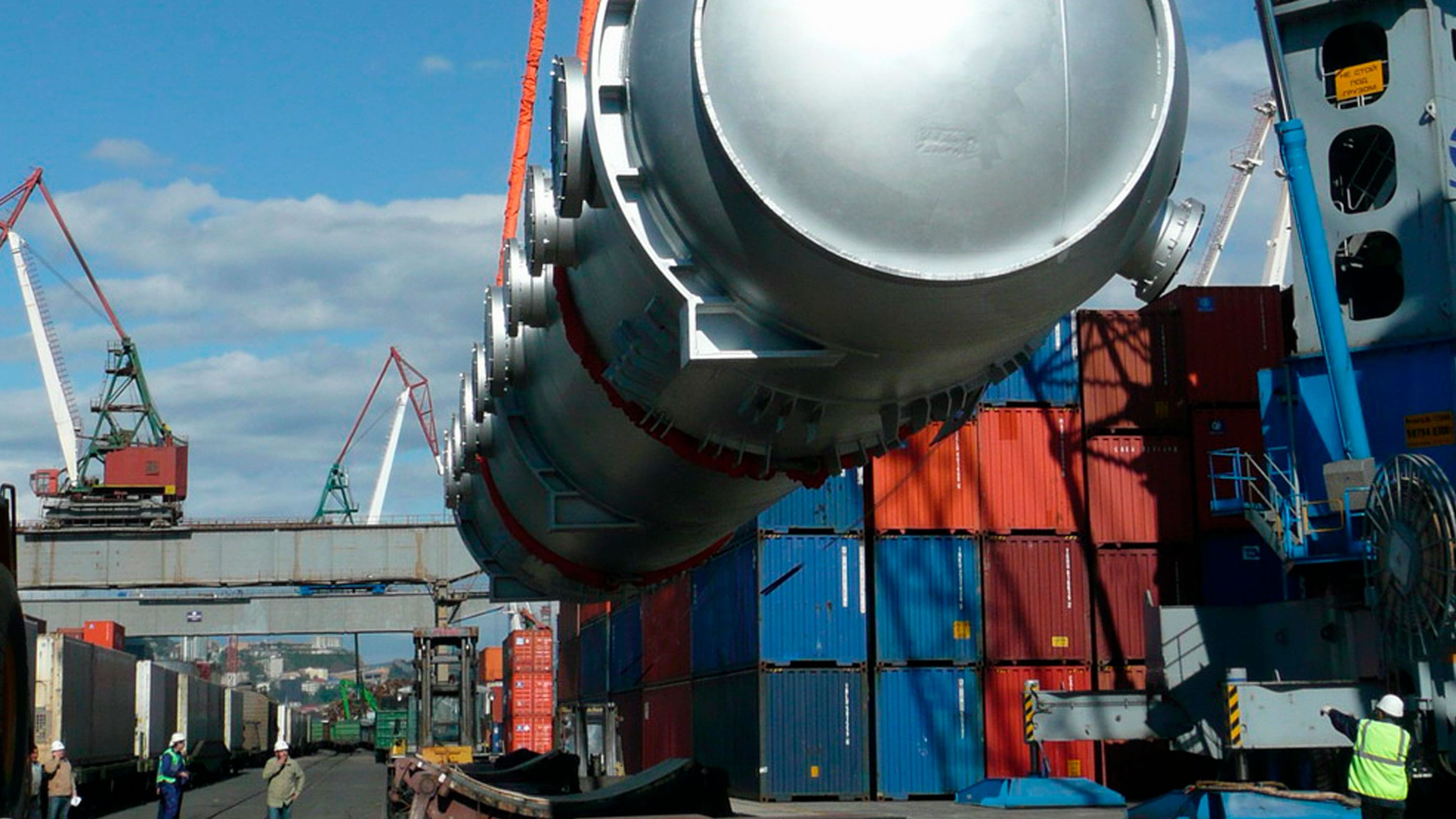 Oversized cargo transportation | FESCO Transportation Group