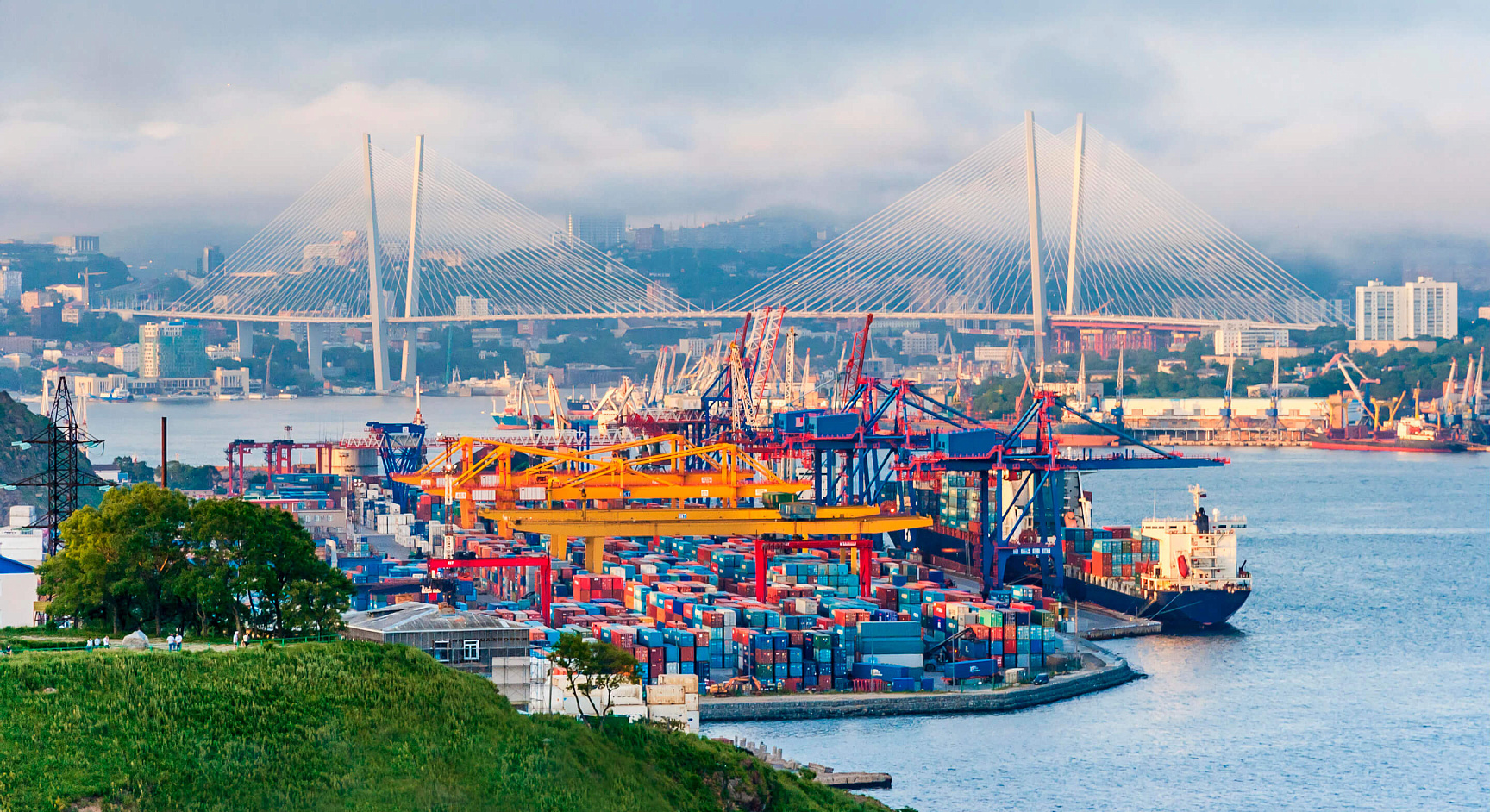 Container train Novosibirsk – Vladivostok (FESCO Siberian Shuttle ...